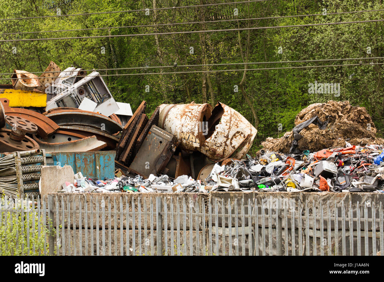 Scrap Metal Yard Stock Photo - Alamy
