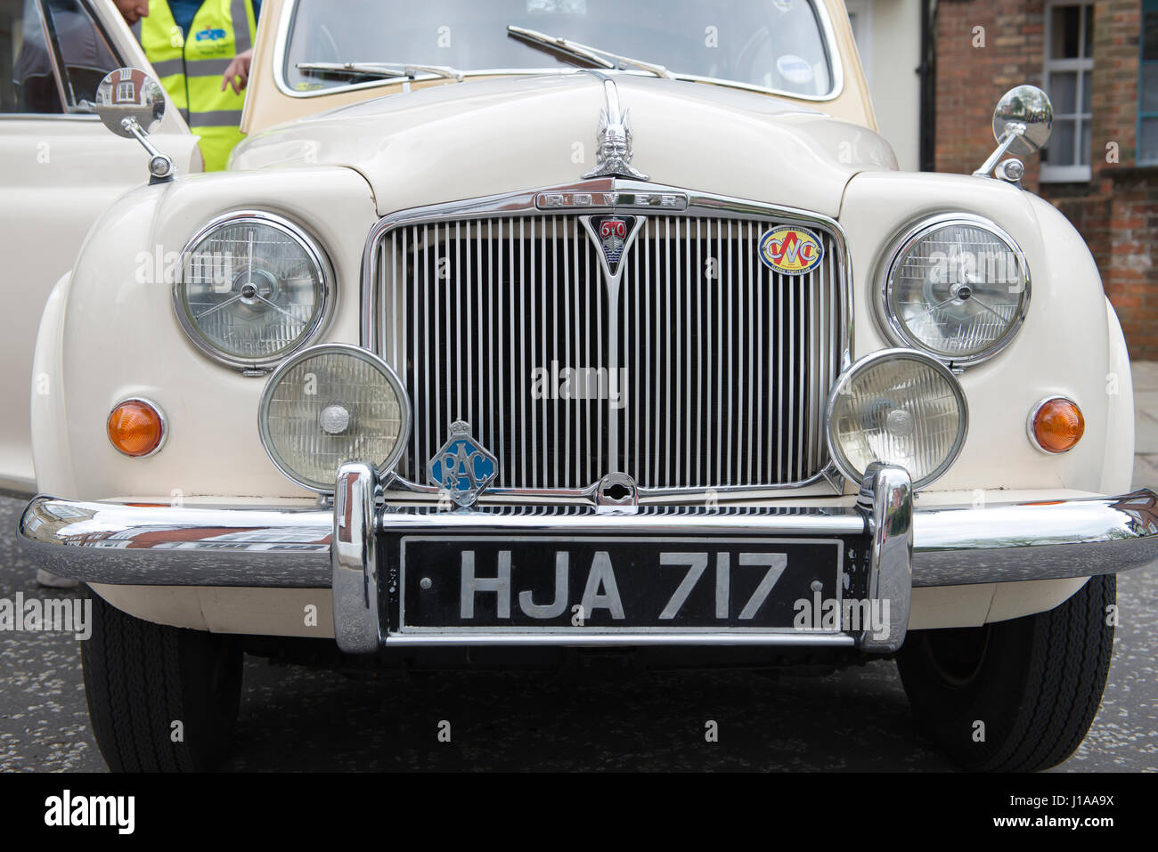 Saloon 1950s hi-res stock photography and images - Alamy