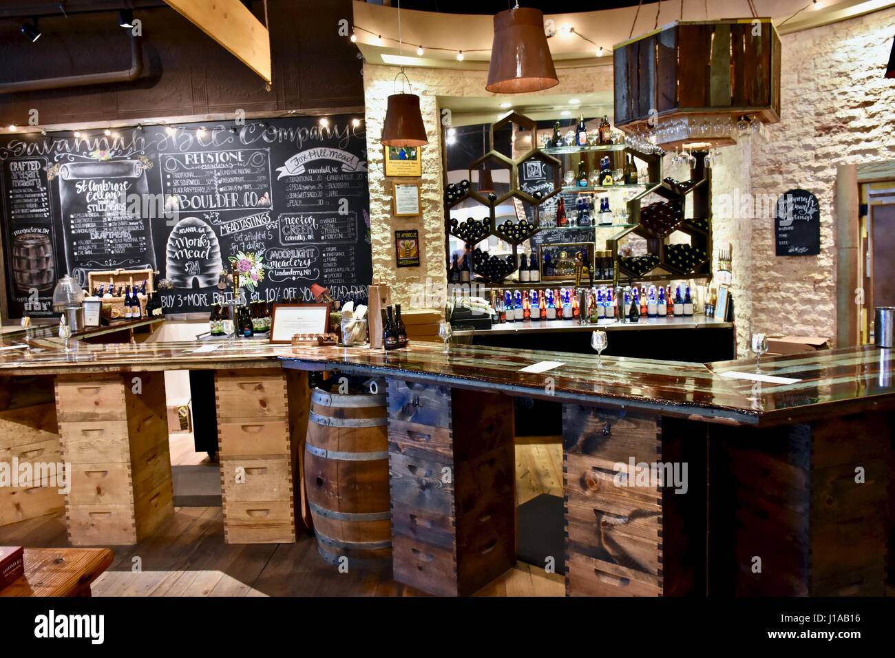 Beer counter hi-res stock photography and images - Alamy