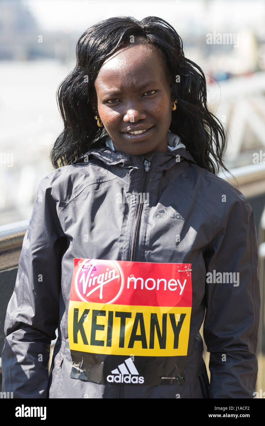 Elite women long distance runner High Resolution Stock Photography and ...