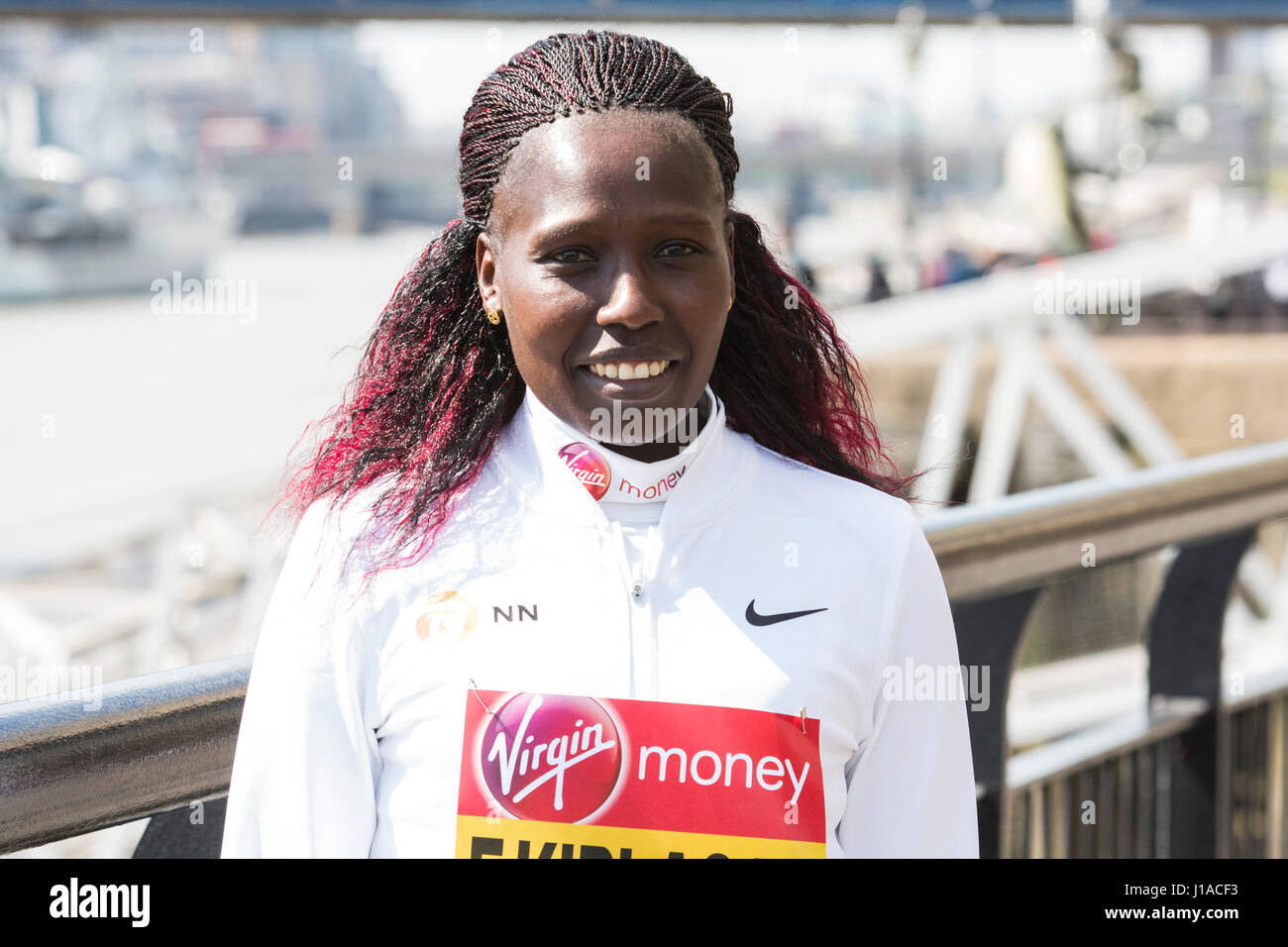 Elite women marathon runner elite long distance runner hi-res stock ...