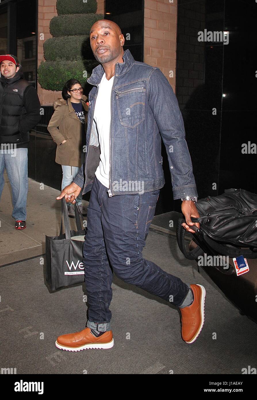 New York, NY, USA. 19th Apr, 2017. Morris Chestnut spotted leaving his ...
