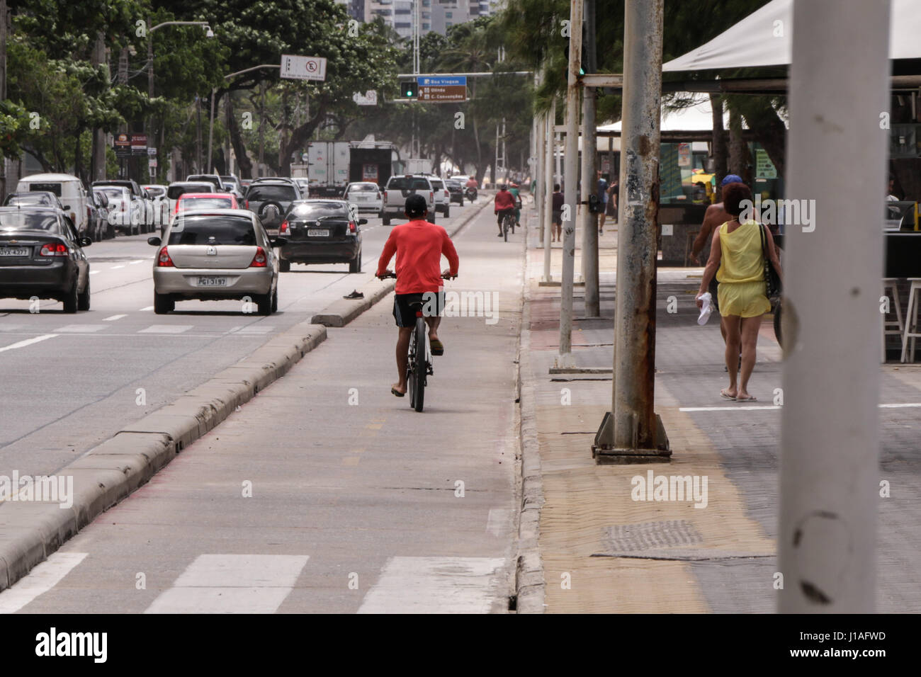 Recife, Brazil. 19th Apr, 2017. Cyclist on World Bicycle Day on the ...