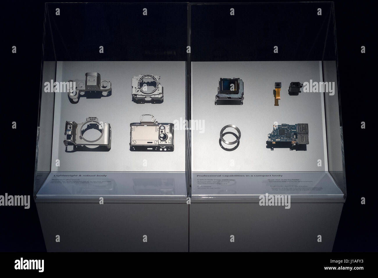 Dual axis stabilization hi-res stock photography and images - Alamy