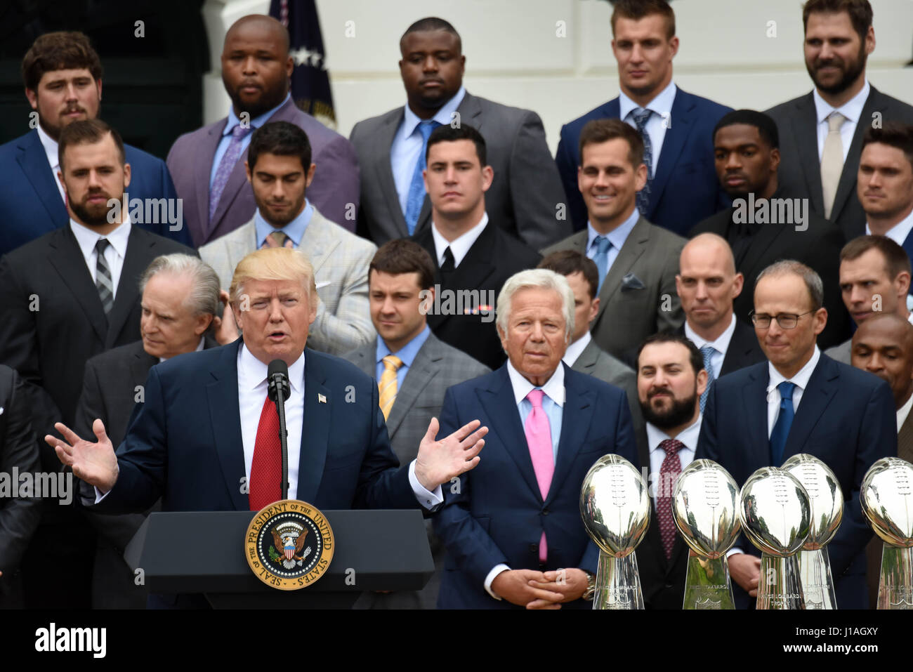 Donald trump welcoming ceremony hi-res stock photography and images - Alamy