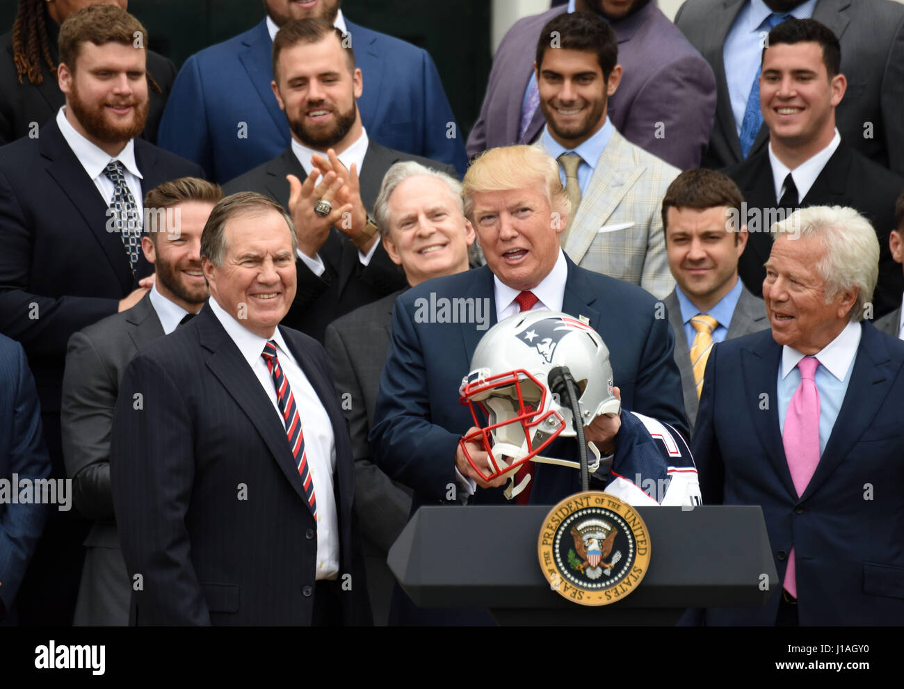 New england patriots helmet hi-res stock photography and images - Alamy