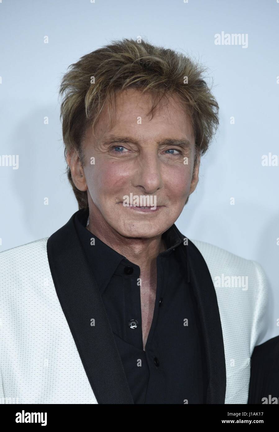 New York, NY, USA. 19th Apr, 2017. Barry Manilow at arrivals for CLIVE ...