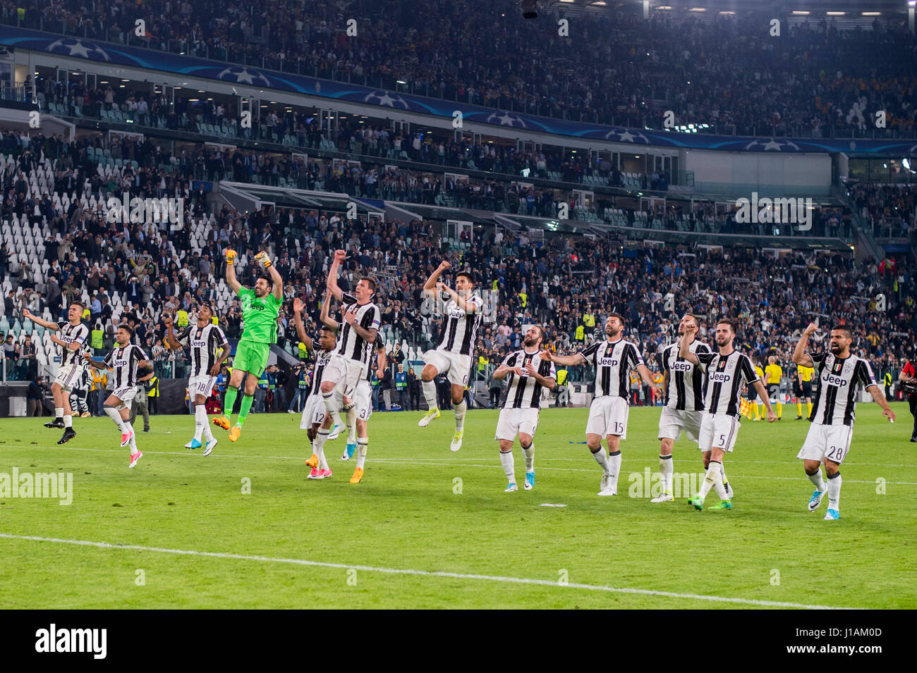 Turin, Italy. 11th Apr, 2017. Juventus team group Football/Soccer ...