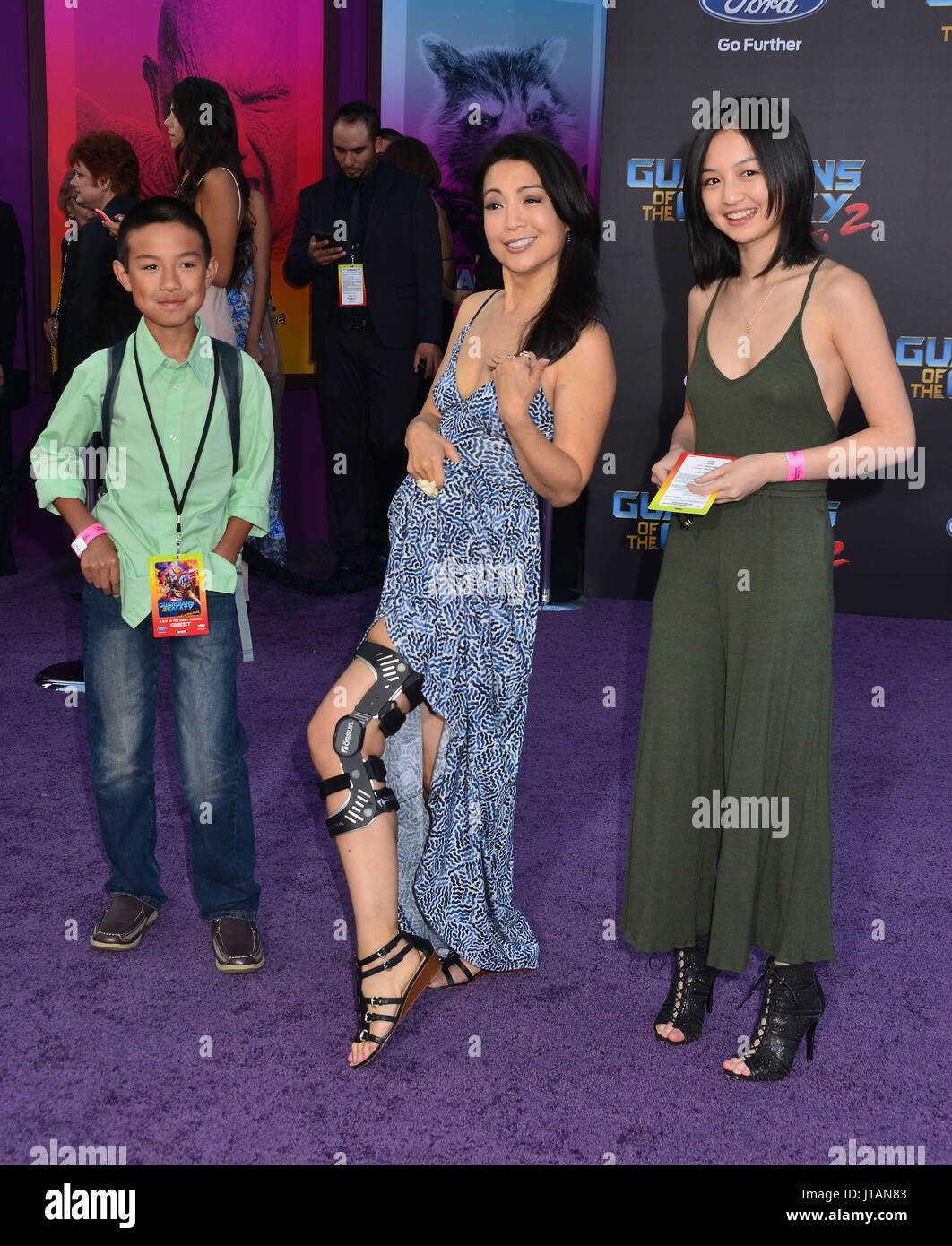 Ming Na Wen Family