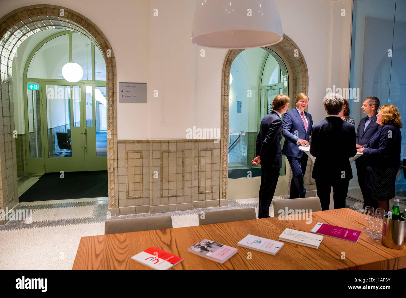 The Hague, The Netherlands. 19th Apr, 2017. King Willem-Alexander of The Netherlands opens the ...