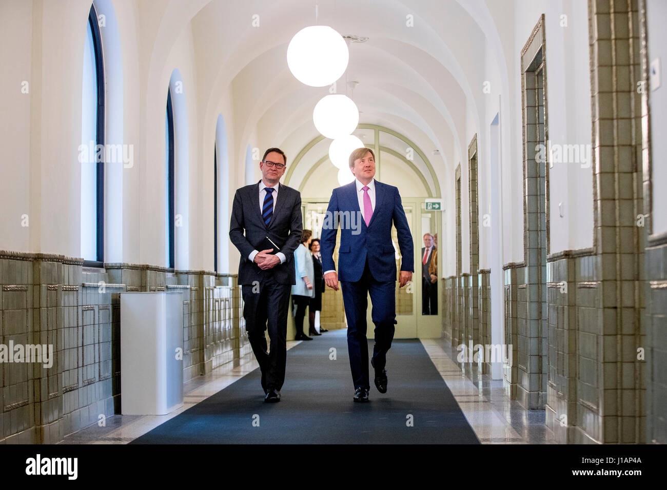 The Hague, The Netherlands. 19th Apr, 2017. King Willem-Alexander of The Netherlands opens the ...