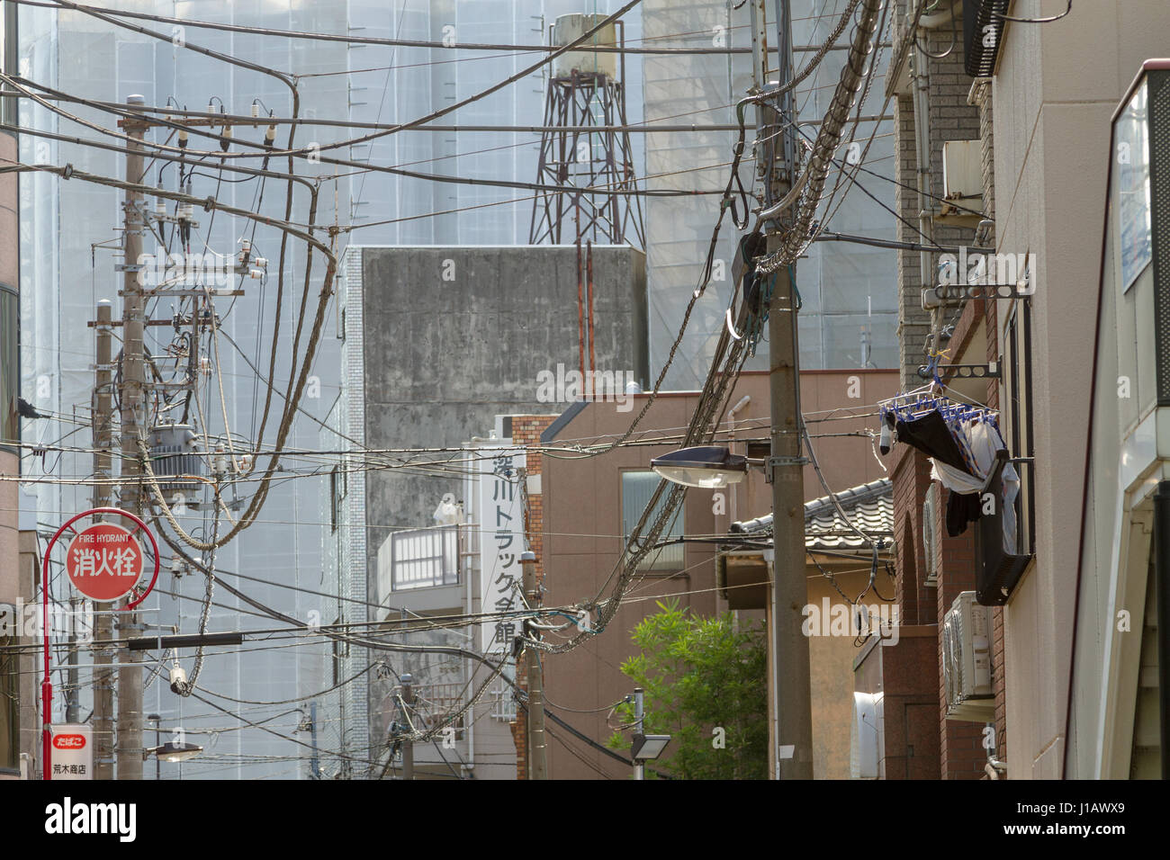 Electrical wires tokyo japan hi-res stock photography and images - Alamy