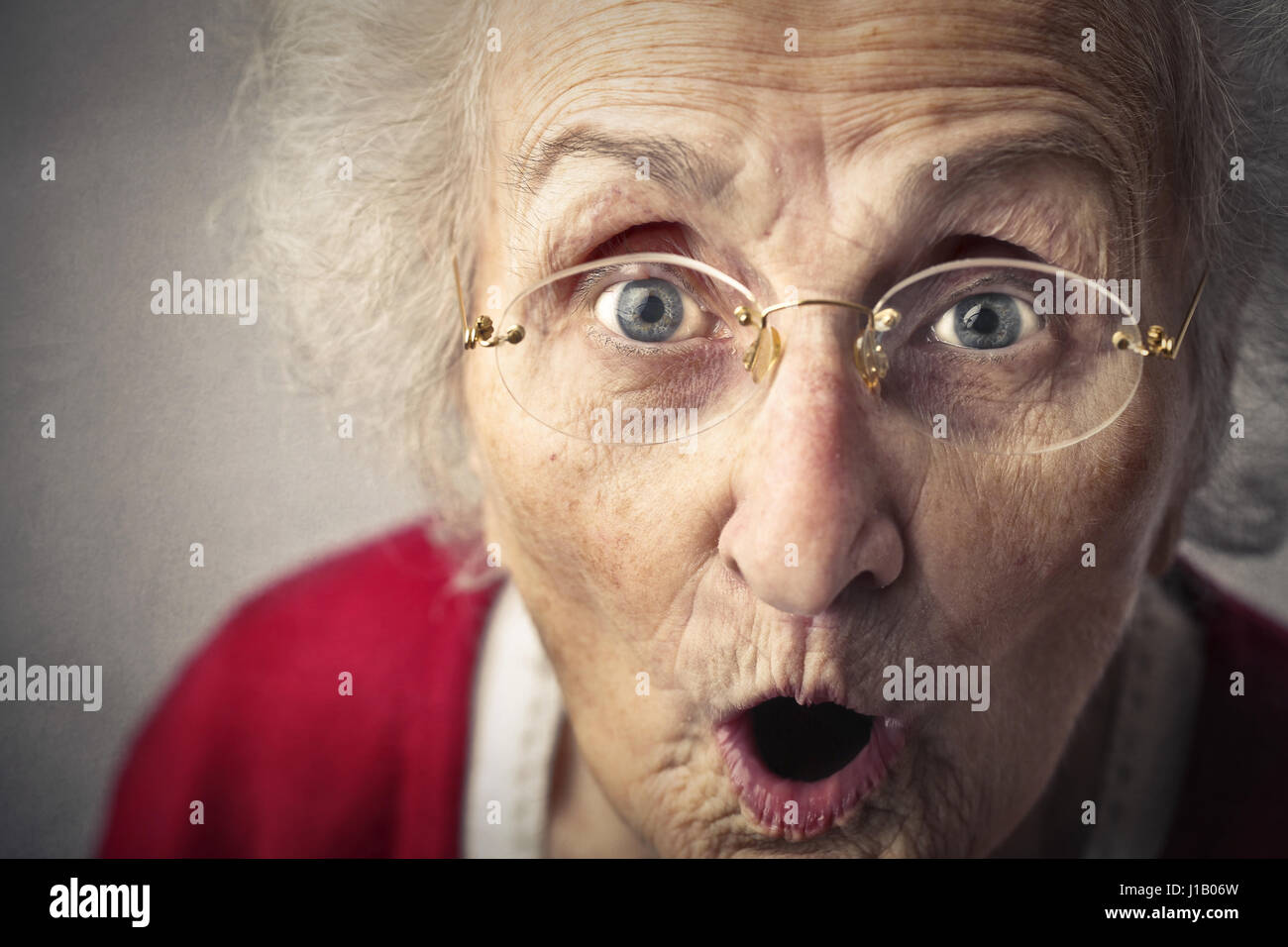 Very old lady hi-res stock photography and images - Alamy