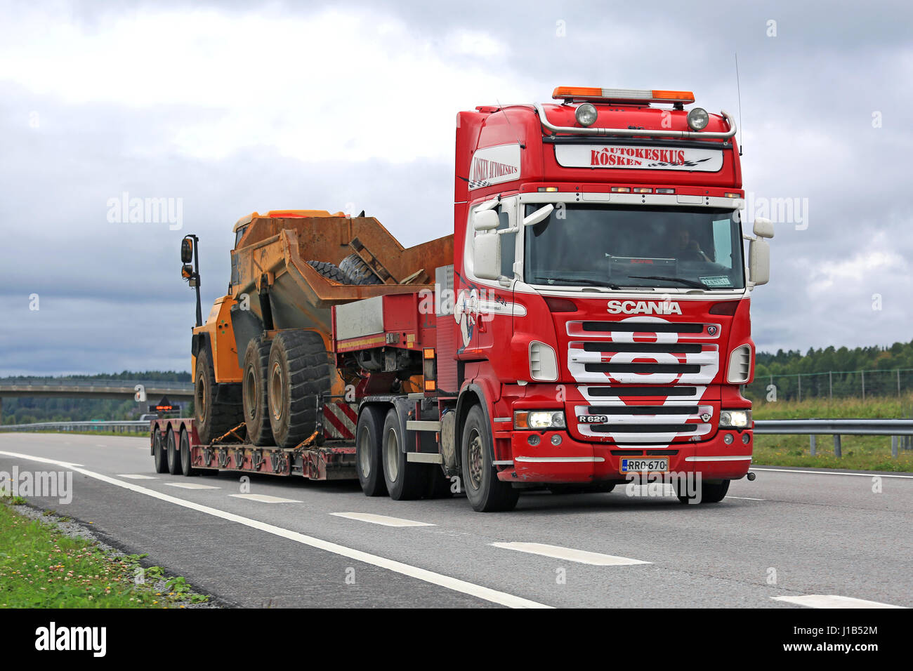 Lowboy trailer scania hi-res stock photography and images - Alamy