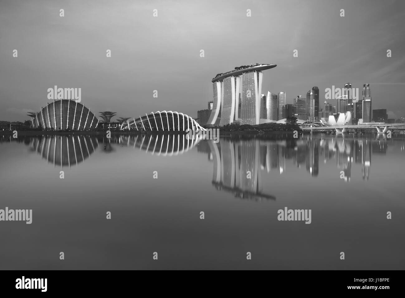 Singapore Iconic architecture Stock Photo - Alamy