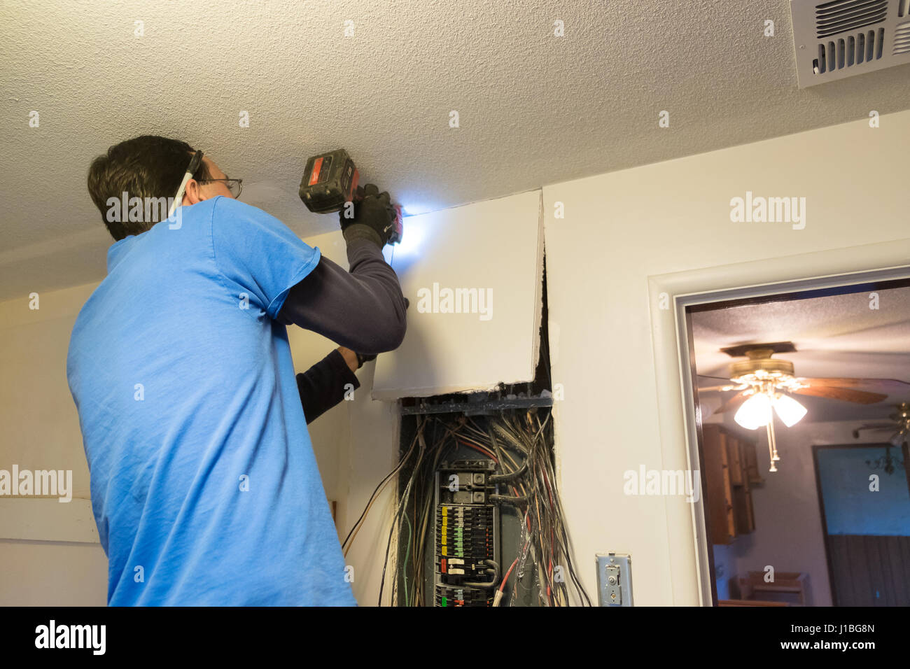 Dangerous electrical panel hi-res stock photography and images - Alamy