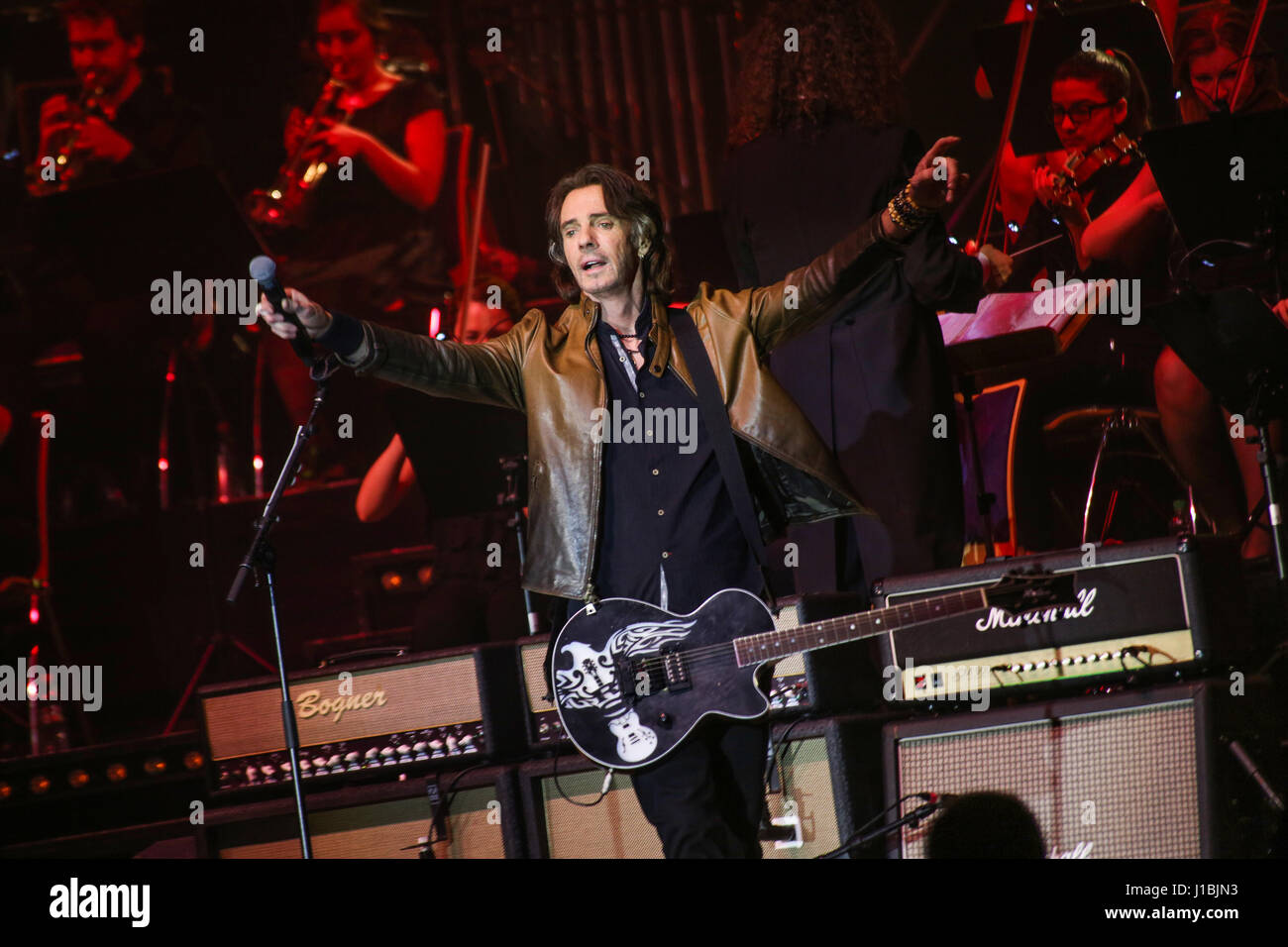 Australian music legends hi-res stock photography and images - Alamy