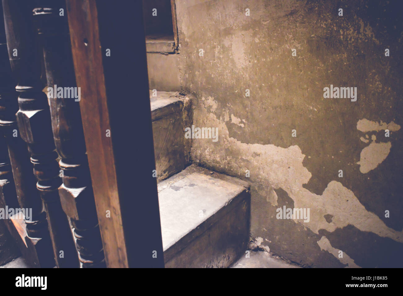 Forgotten urban stairs hi-res stock photography and images - Alamy