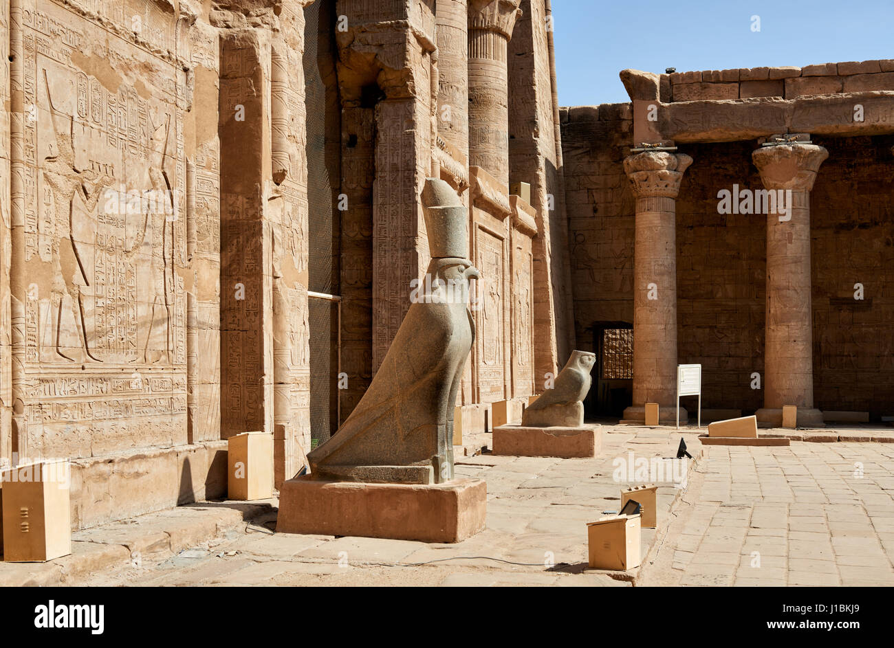 Horus statue in front of Horus Temple of Edfu, Egypt, Africa Stock ...