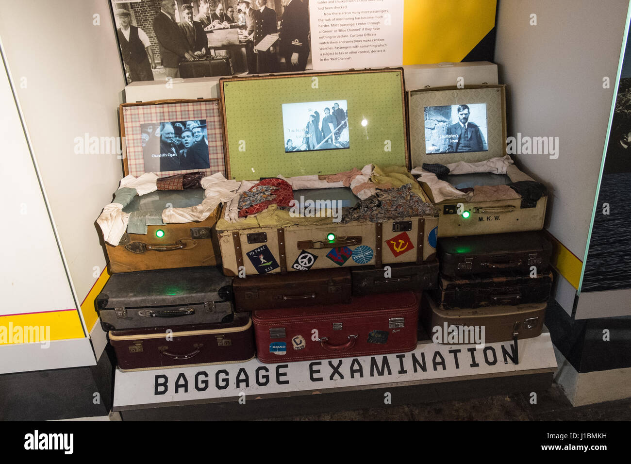 English customs and heritage hi-res stock photography and images - Alamy