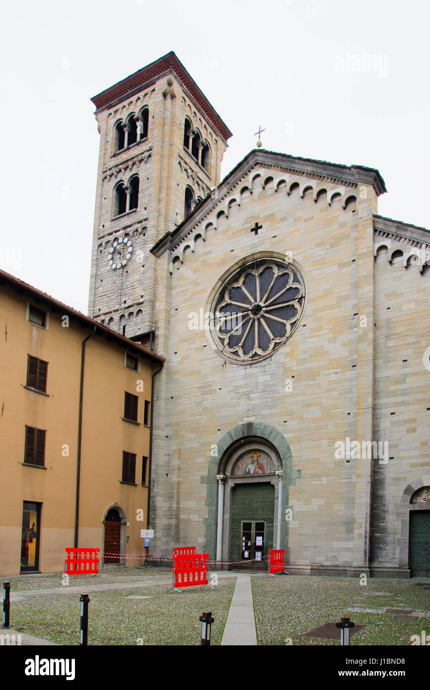 The San Fedele church in Como, Lombardy, Italy Stock Photo - Alamy