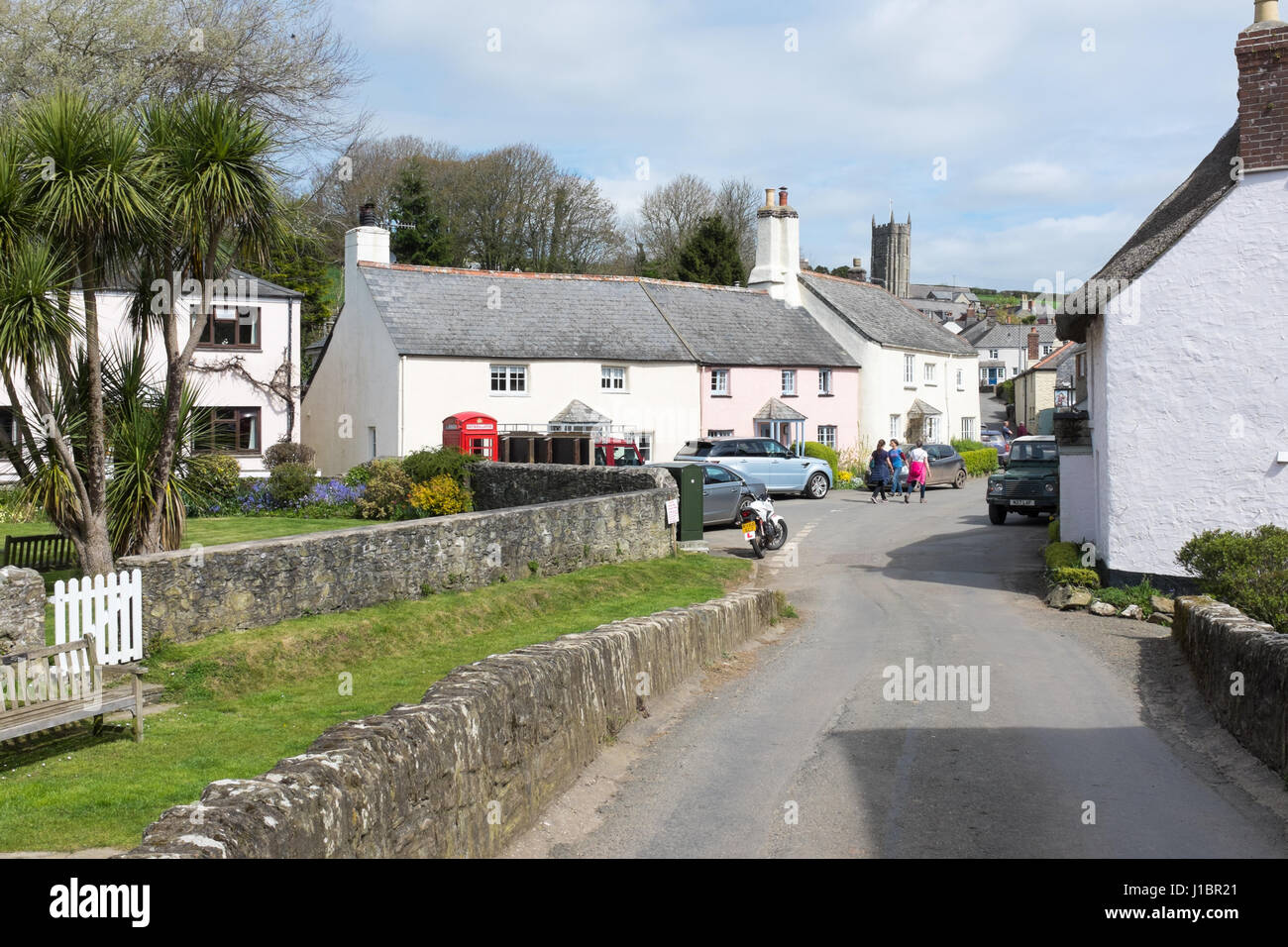 The pretty village of South Pool in the South Hams, Devon Stock Photo ...