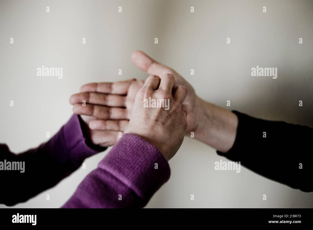 Deafblind signs language Stock Photo - Alamy