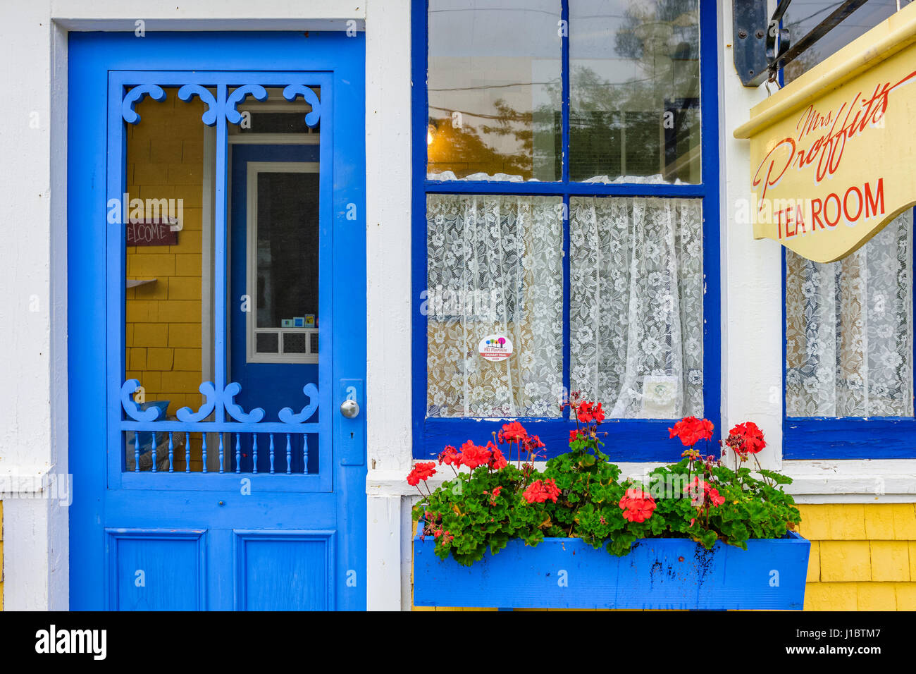 Victoria canada tea hi-res stock photography and images - Alamy