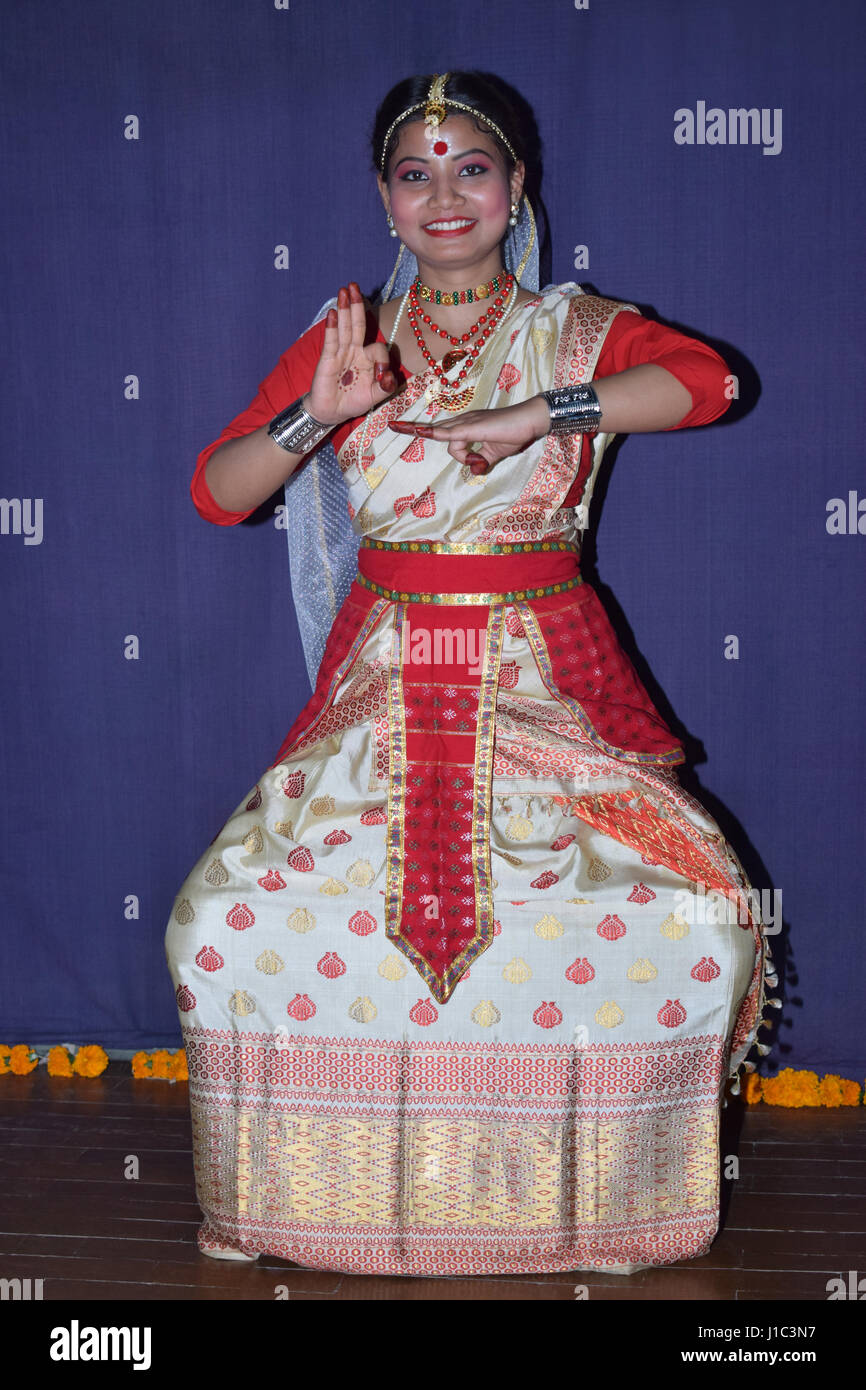 Popular Indian classical dance, Sattriya dace performed by girl, Pune ...