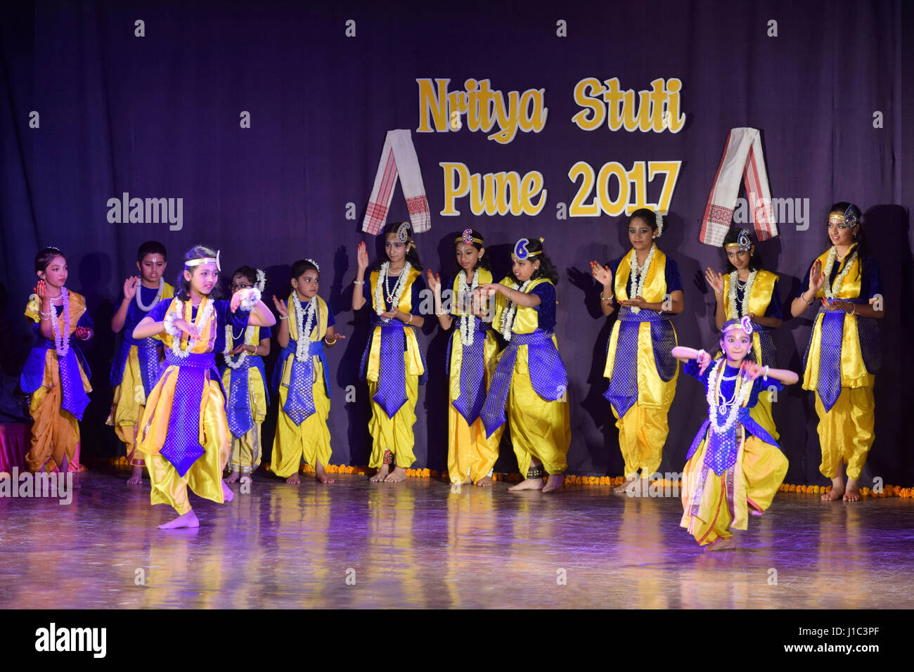 Kids performing Sattriya dance, Pune, Maharashtra Stock Photo - Alamy