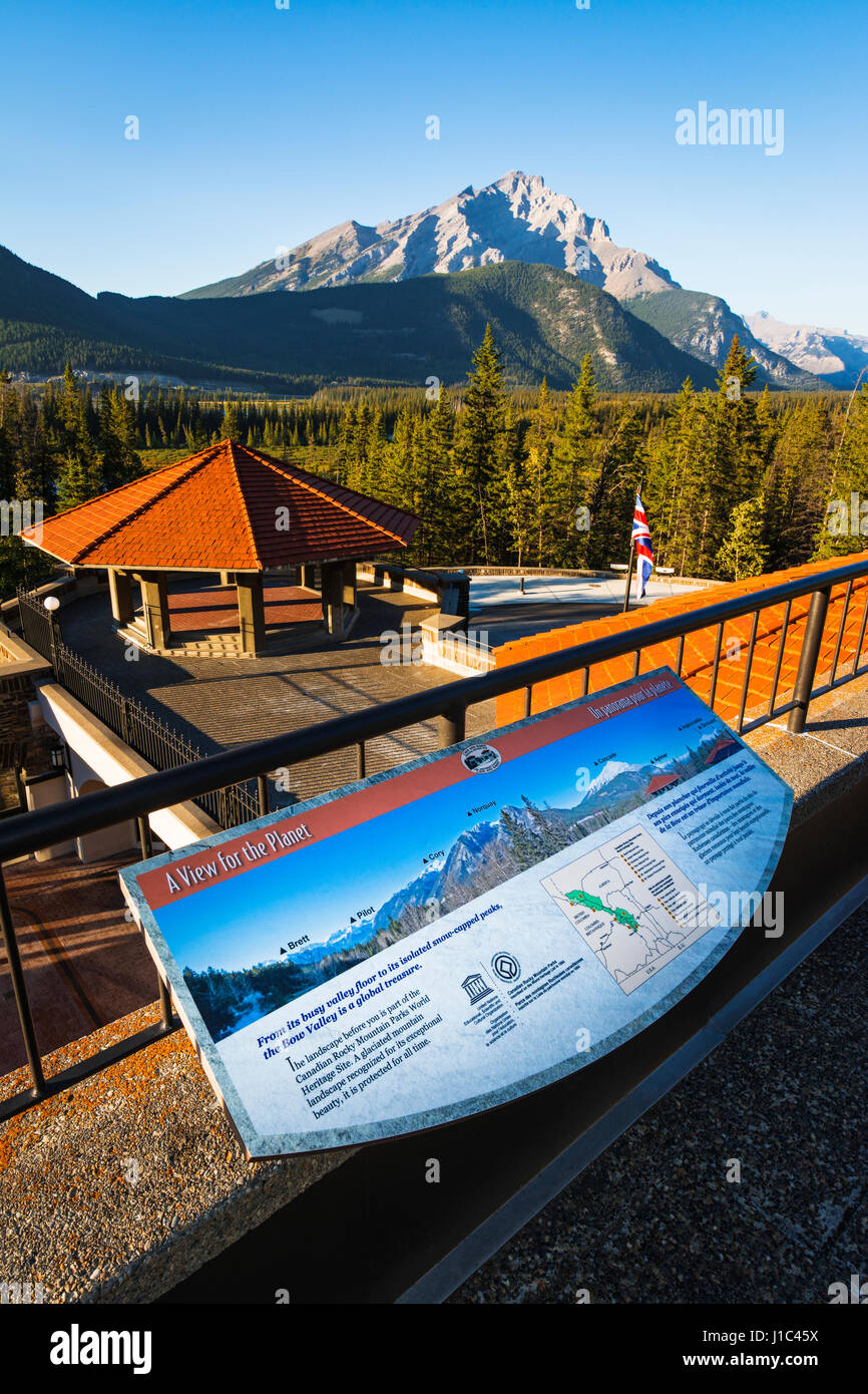 Parks canada interpretive center hi-res stock photography and images ...