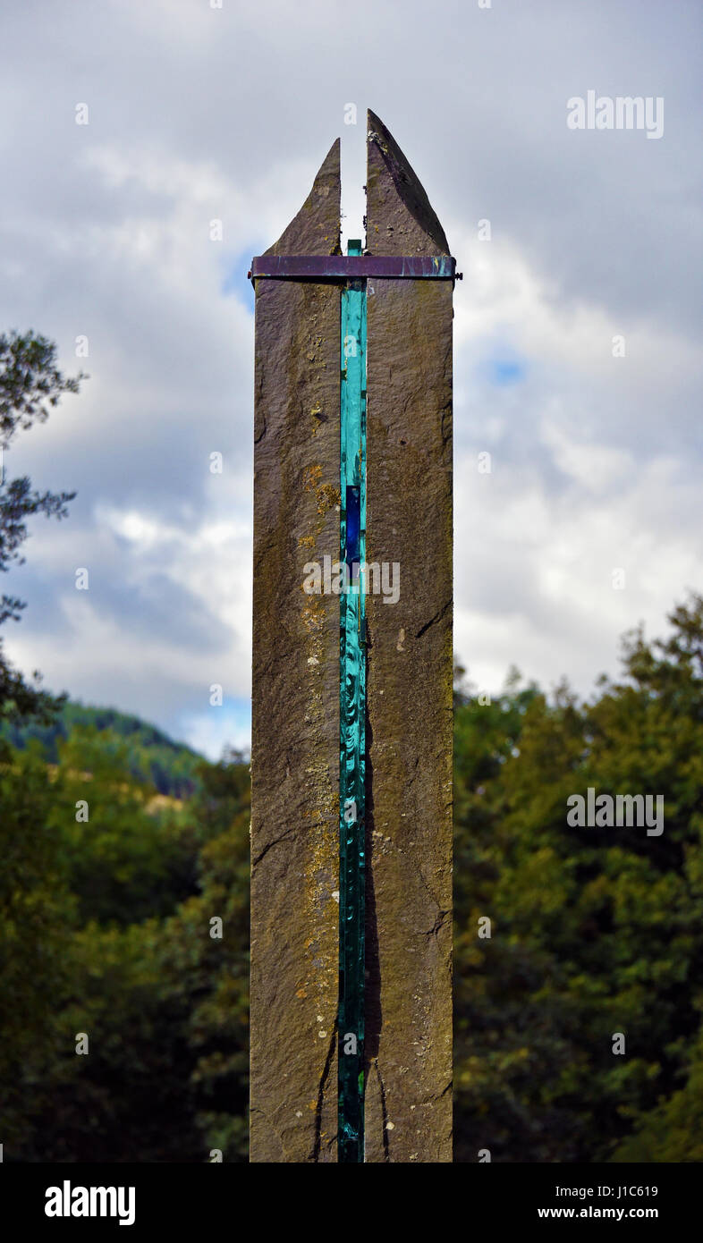 "Light Column" (detail) outdoor sculpture by Charles Bray, 1994 ...