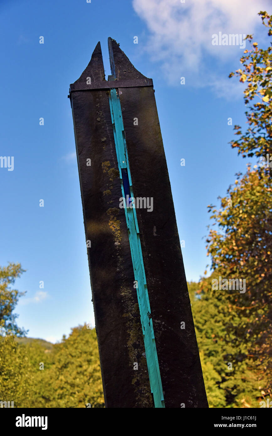 "Light Column" (detail) outdoor sculpture by Charles Bray, 1994 ...