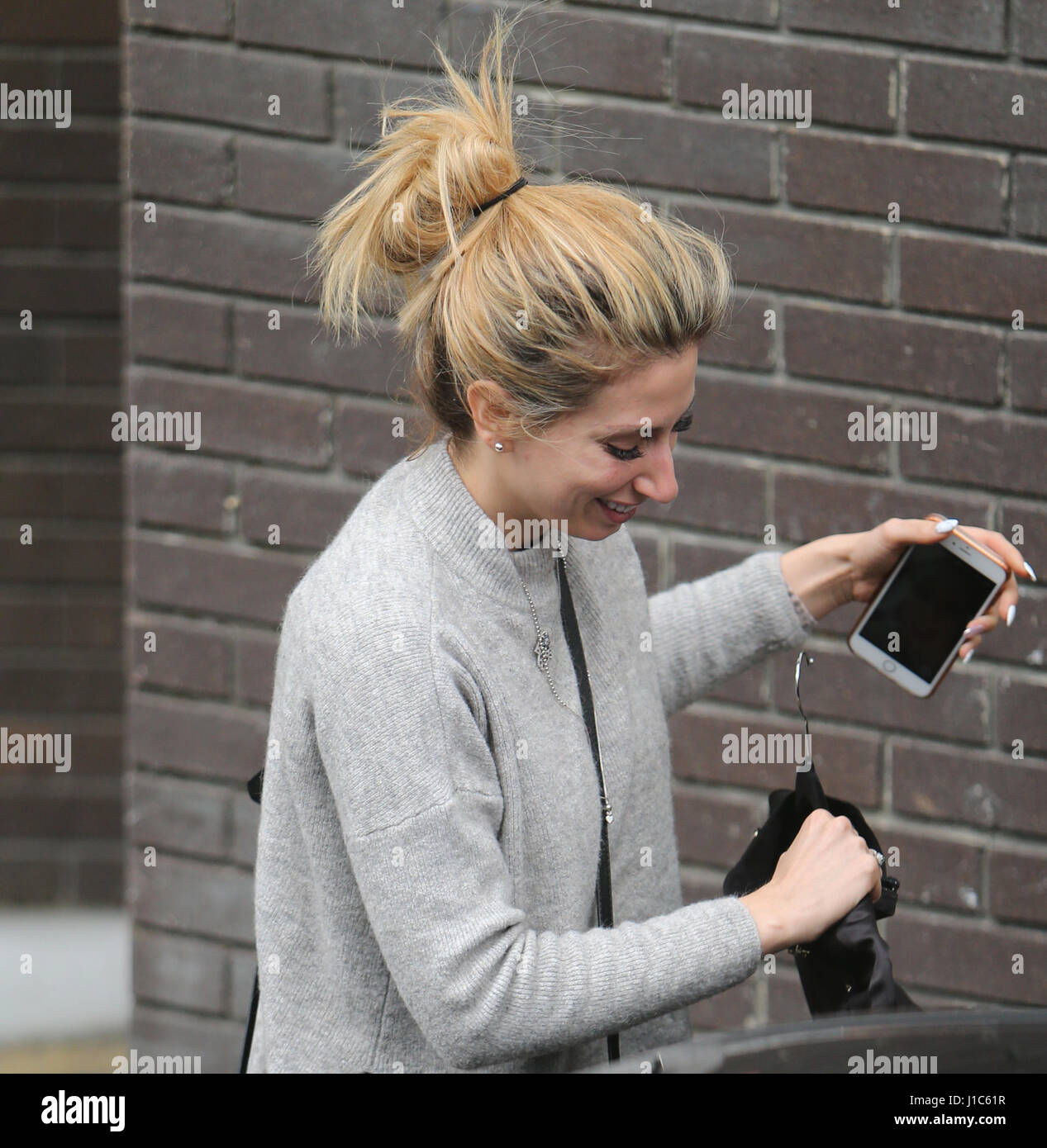 Linda solomon hi-res stock photography and images - Alamy