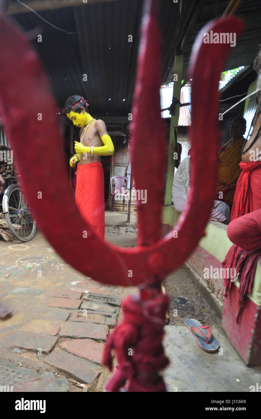 'Shiber Gajan', a traditional festival of the Hindu community - 06/04 ...