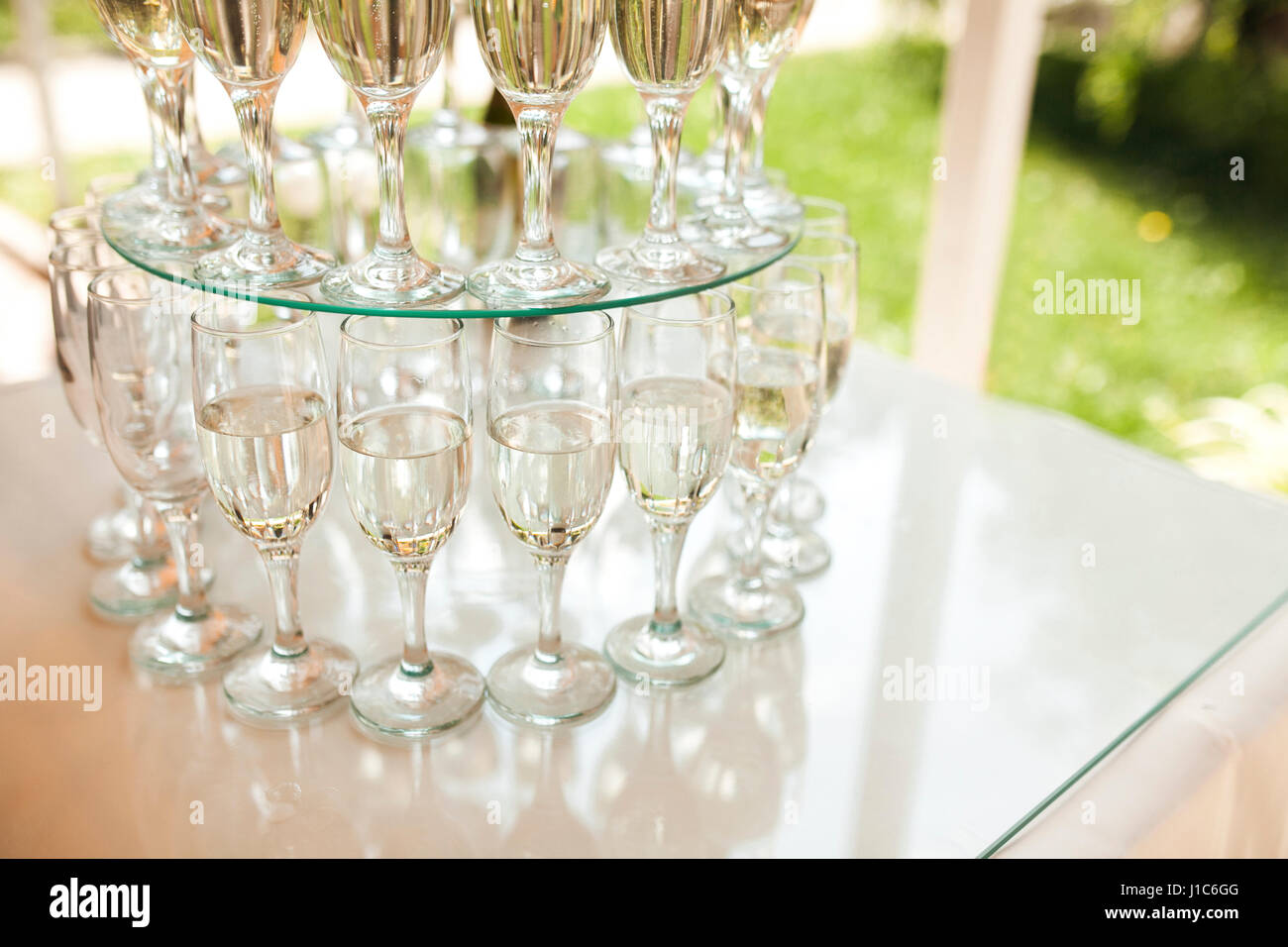 Uniting party hi-res stock photography and images - Alamy