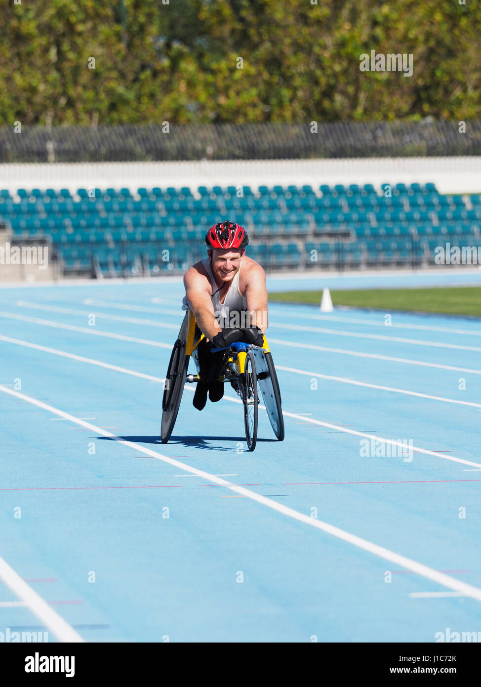 Wheelchair racing hi-res stock photography and images - Alamy