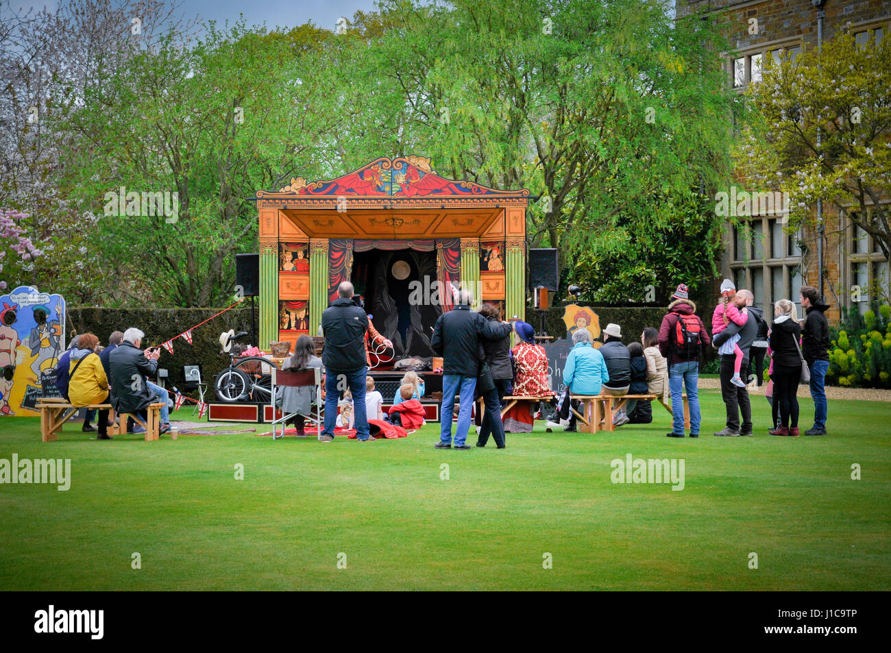 In the style spring summer party hi-res stock photography and images ...