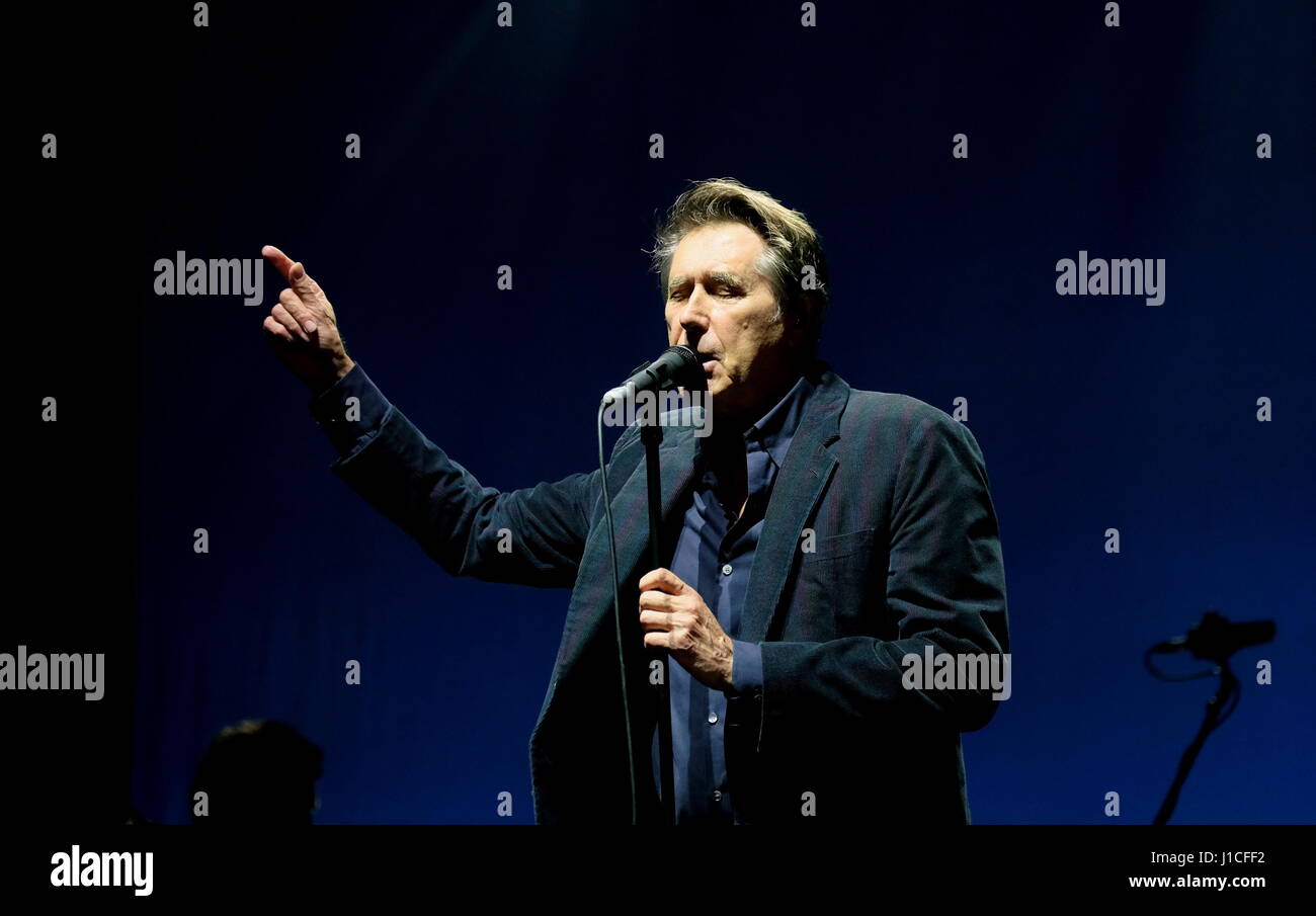 Bryan ferry band hi-res stock photography and images - Alamy