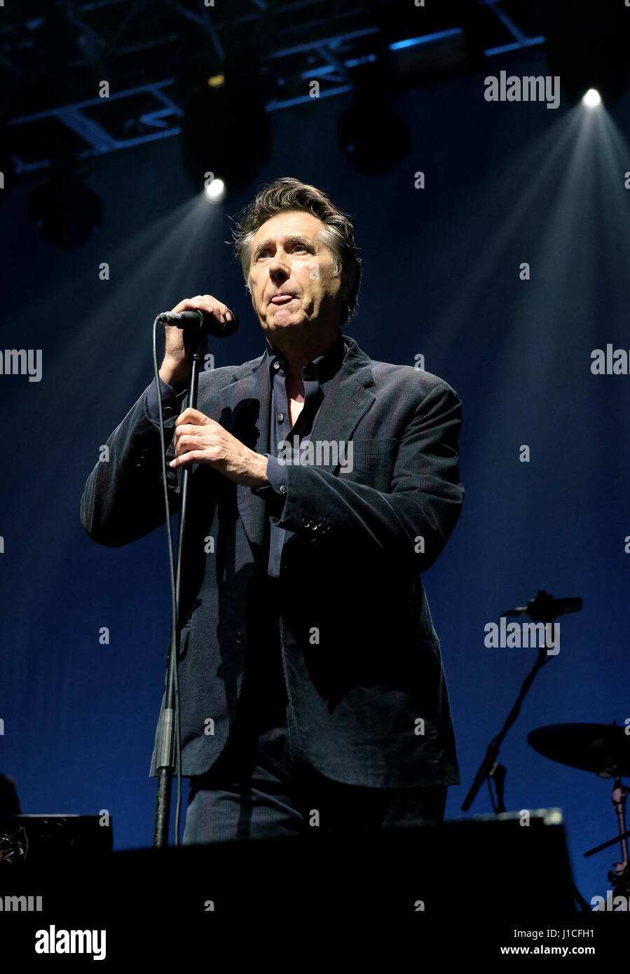 Roxy music lead singer bryan ferry hi-res stock photography and images ...