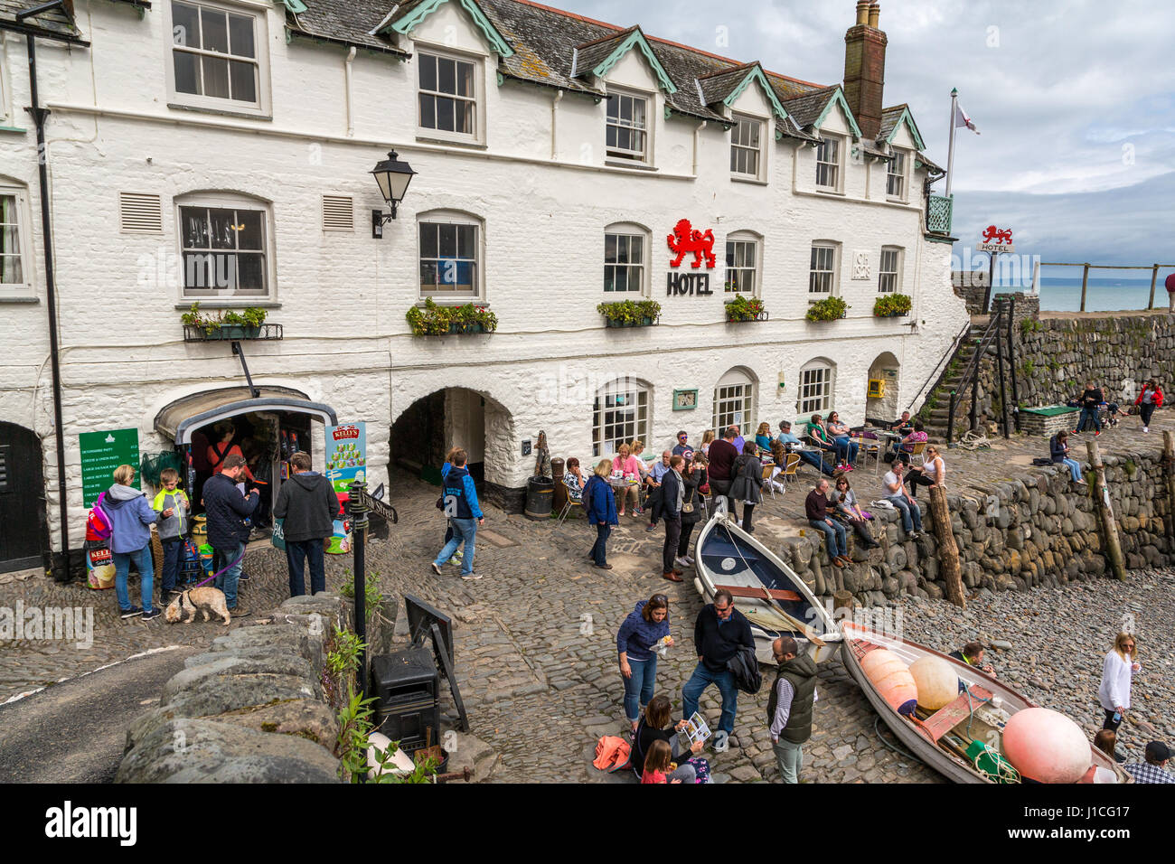 Hartland quay hotel devon hi-res stock photography and images - Alamy