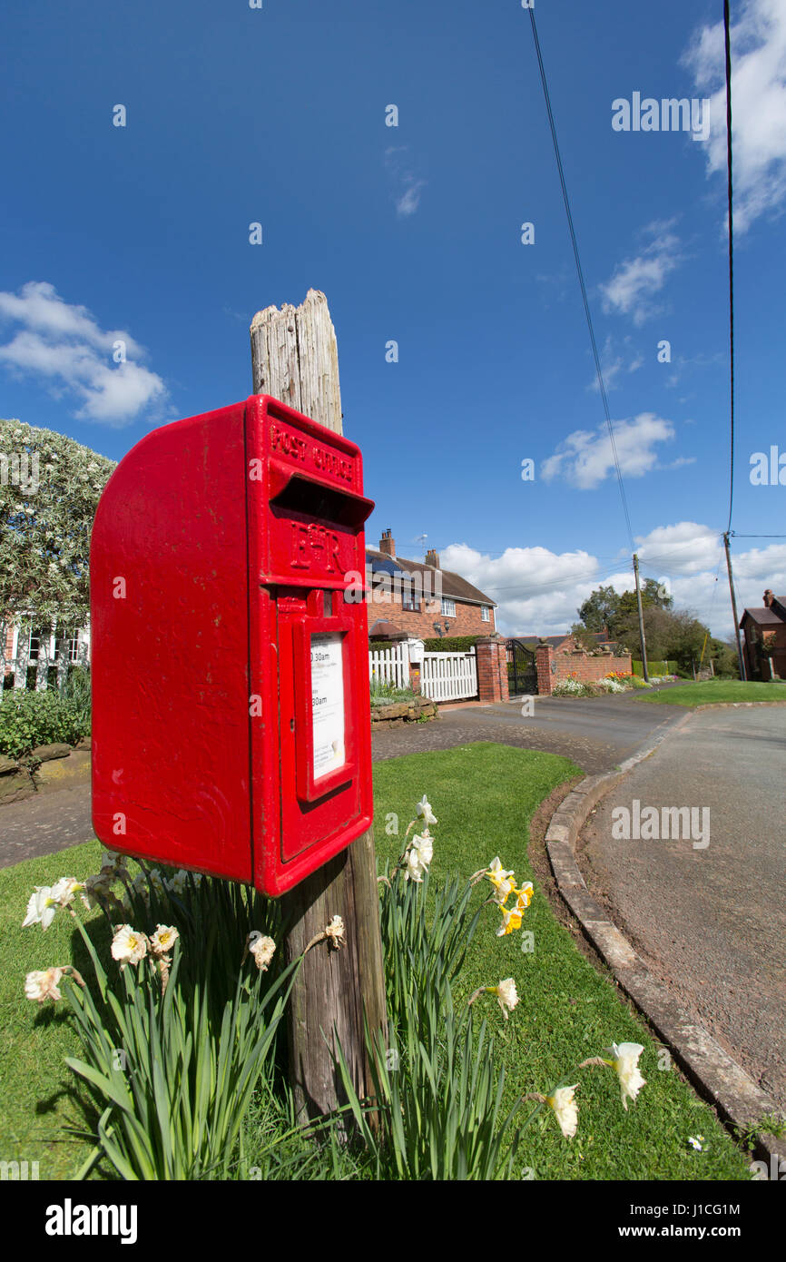 Village of Barton, England. Spring view of Barton Road, in the ...