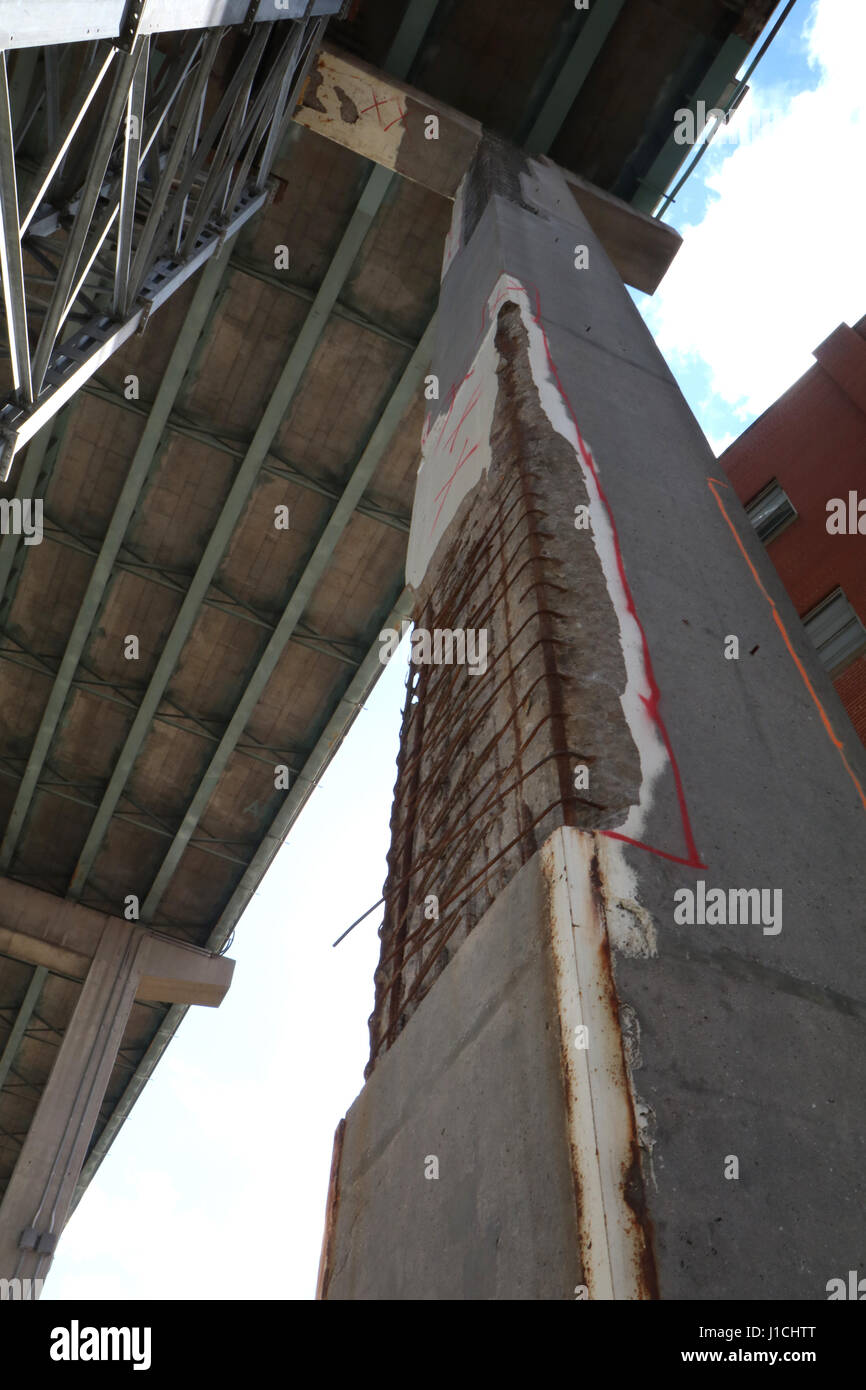 infrastructure - Rust and damage to the Brent Spence Bridge that ...