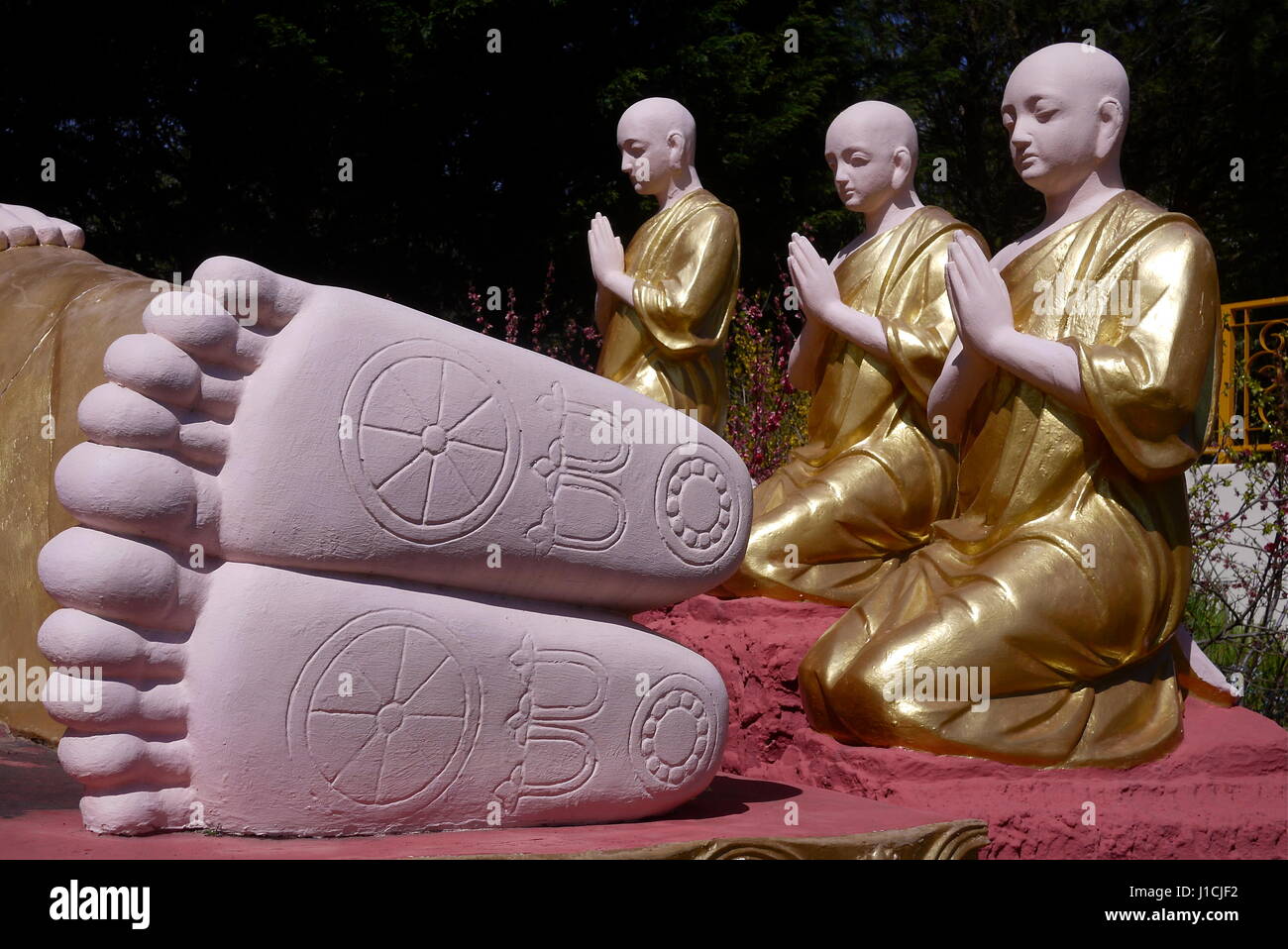 The Tien Minh Pagoda: an insolit buddhist sanctuary in the capitale of ...