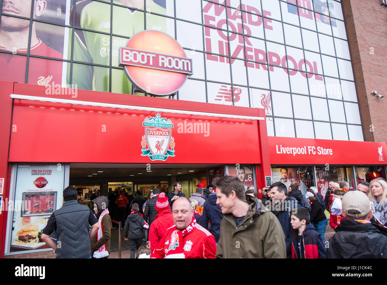 Premier league new logo hi-res stock photography and images - Alamy