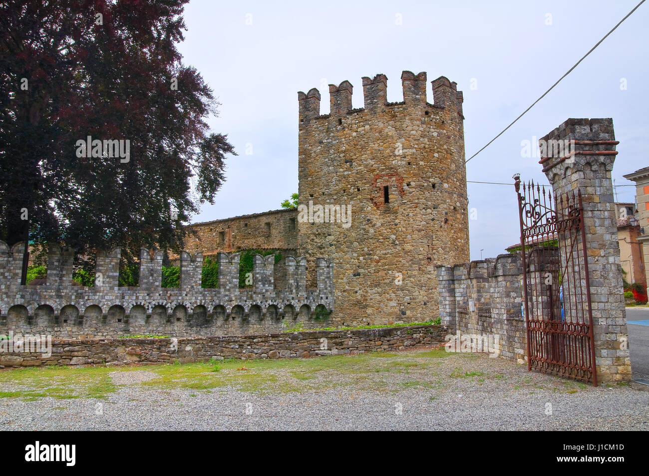 Castle of Riva. Ponte dell'Olio. Emilia-Romagna. Italy Stock Photo - Alamy
