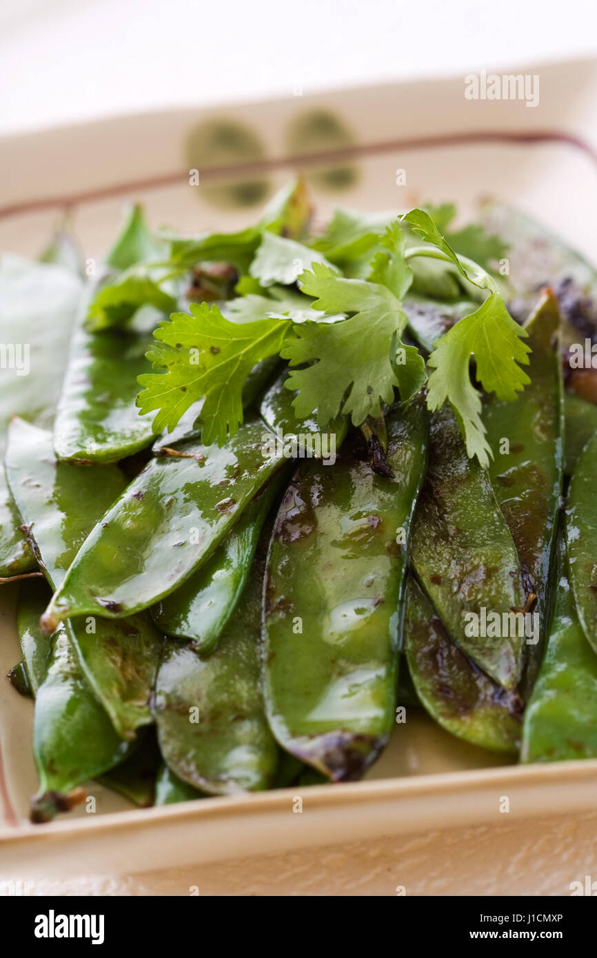 Snow pea dish hi-res stock photography and images - Alamy