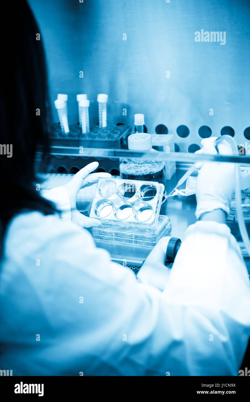 Sterile environment hi-res stock photography and images - Alamy