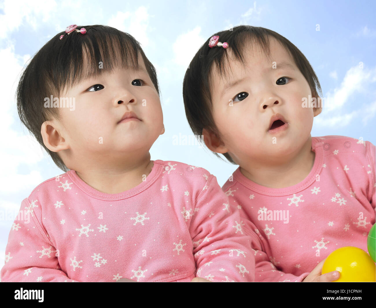 Chinese baby twins hi-res stock photography and images - Alamy