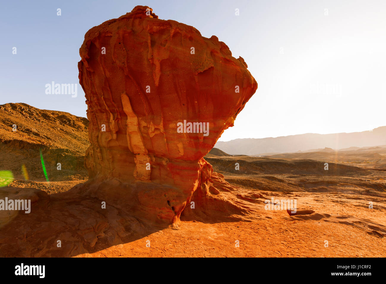 View of Timna Valley in Israeli Negev Desert Stock Photo - Alamy